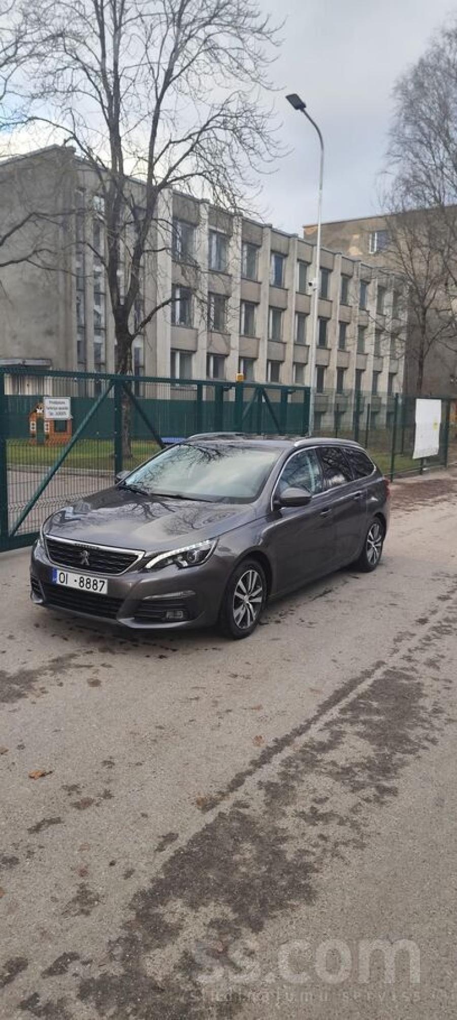 Pelēks Peugeot 308 2019 Rīga, ar dzinēja tilpumu 1.50 L un nobraukumu 278 tūkst. km par 8000 €, foto 1 vietnē AUTOMOTO.COM.LV