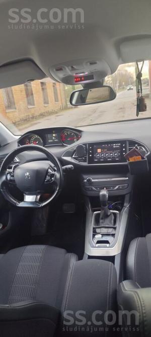 Pelēks Peugeot 308 2019 Rīga, ar dzinēja tilpumu 1.50 L un nobraukumu 278 tūkst. km par 8000 €, foto 4 vietnē AUTOMOTO.COM.LV
