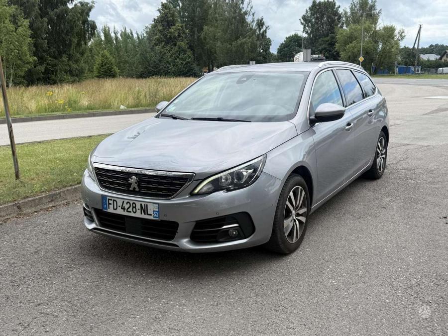 Серый Пежо 308 2019 в Таураге, объемом двигателя 1.50 л и пробегом 200 тыс. км за 5200 €, фото 1 на AUTOMOTO.COM.LV