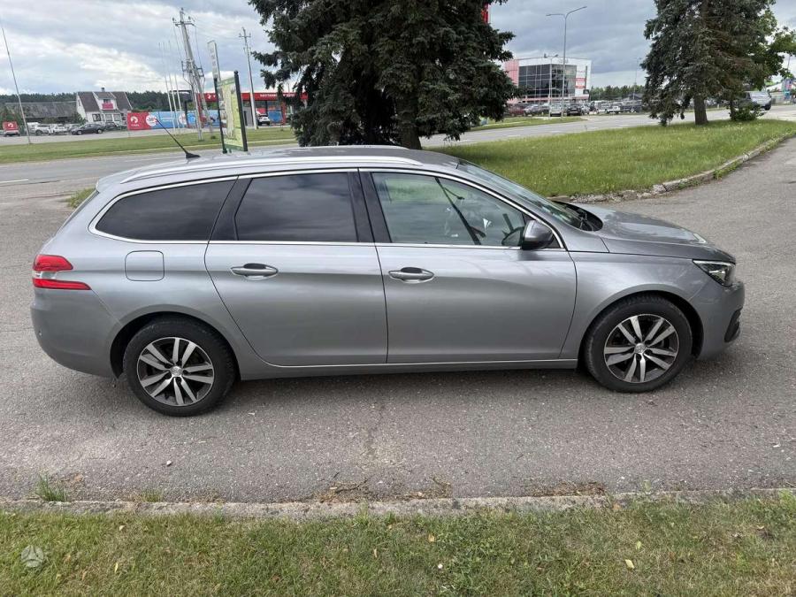 Серый Пежо 308 2019 в Таураге, объемом двигателя 1.50 л и пробегом 200 тыс. км за 5200 €, фото 6 на AUTOMOTO.COM.LV