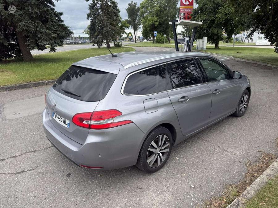 Серый Пежо 308 2019 в Таураге, объемом двигателя 1.50 л и пробегом 200 тыс. км за 5200 €, фото 7 на AUTOMOTO.COM.LV
