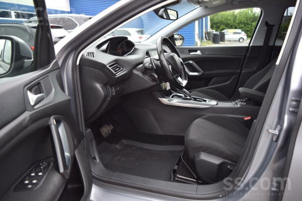 Pelēks Peugeot 308 2019 Rīga, ar dzinēja tilpumu 1.50 L un nobraukumu 295 tūkst. km par 6900 €, foto 3 vietnē AUTOMOTO.COM.LV