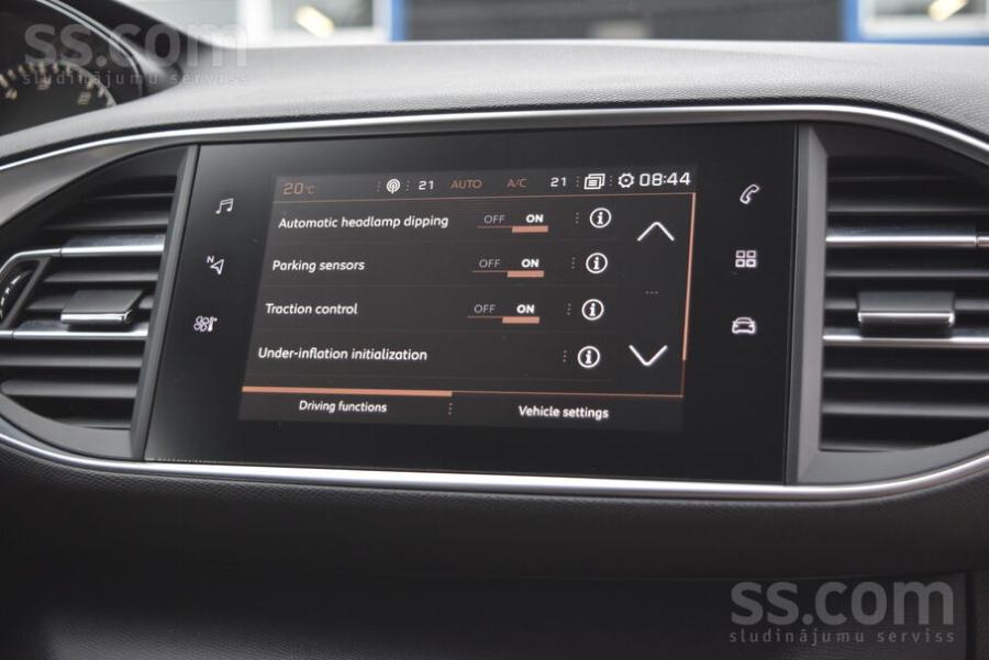 Pelēks Peugeot 308 2019 Rīga, ar dzinēja tilpumu 1.50 L un nobraukumu 295 tūkst. km par 6900 €, foto 9 vietnē AUTOMOTO.COM.LV
