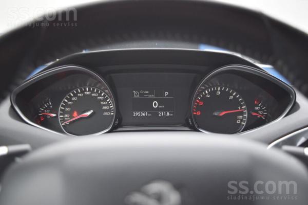 Pelēks Peugeot 308 2019 Rīga, ar dzinēja tilpumu 1.50 L un nobraukumu 295 tūkst. km par 6900 €, foto 9 vietnē AUTOMOTO.COM.LV