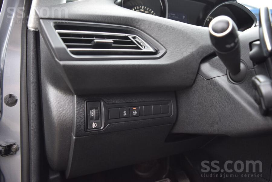 Pelēks Peugeot 308 2019 Rīga, ar dzinēja tilpumu 1.50 L un nobraukumu 295 tūkst. km par 6900 €, foto 12 vietnē AUTOMOTO.COM.LV