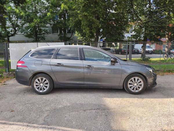 Grey Peugeot 308 2019 in Jelgava, with an engine capacity of 1.60 L and mileage of 0 thousand km for 5590 €, photo 7 on AUTOMOTO.COM.LV
