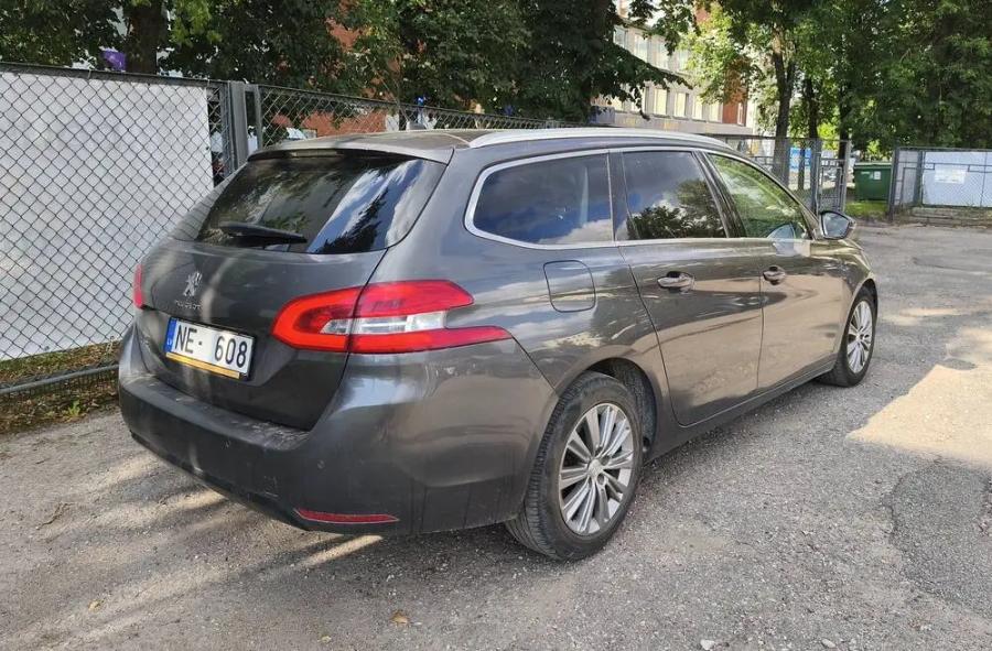 Серый Пежо 308 2019 в Елгава, объемом двигателя 1.50 л и пробегом 151 тыс. км за 5590 €, фото 4 на AUTOMOTO.COM.LV