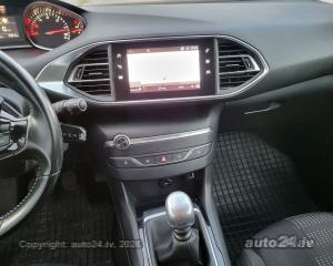 Grey Peugeot 308 2019 in Tallinn, with an engine capacity of 1.50 L and mileage of 138 thousand km for 7490 €, photo 10 on AUTOMOTO.COM.LV