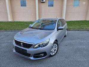 Grey Peugeot 308 2019 in Siauliai, with an engine capacity of 1.20 L and mileage of 112 thousand km for 5799 €, photo 3 on AUTOMOTO.COM.LV