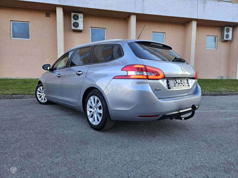 Grey Peugeot 308 2019 in Siauliai, with an engine capacity of 1.20 L and mileage of 112 thousand km for 5799 €, photo 14 on AUTOMOTO.COM.LV