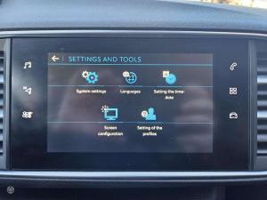 Grey Peugeot 308 2019 in Siauliai, with an engine capacity of 1.20 L and mileage of 112 thousand km for 5799 €, photo 28 on AUTOMOTO.COM.LV