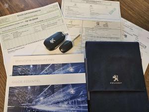 Grey Peugeot 308 2019 in Siauliai, with an engine capacity of 1.20 L and mileage of 112 thousand km for 5799 €, photo 37 on AUTOMOTO.COM.LV