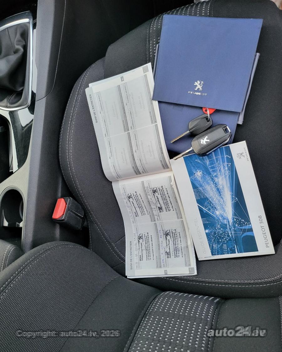 Grey Peugeot 308 2019 in Tallinn, with an engine capacity of 1.50 L and mileage of 169 thousand km for 6990 €, photo 13 on AUTOMOTO.COM.LV