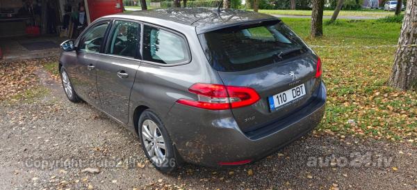Пежо 308 2019 в Тапа на AUTOMOTO.COM.LV Серый Пежо 308 2019 в Тапа, объемом двигателя 1.20 л и пробегом 41 тыс. км за 12000 €, фото 10 на AUTOMOTO.COM.LV