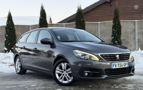 Grey Peugeot 308 2020 in Taurage, with an engine capacity of 1.50 L and mileage of 208 thousand km for 5600 €, photo 2 on AUTOMOTO.COM.LV