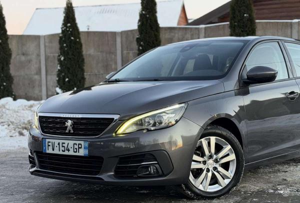 Grey Peugeot 308 2020 in Taurage, with an engine capacity of 1.50 L and mileage of 208 thousand km for 5600 €, photo 7 on AUTOMOTO.COM.LV
