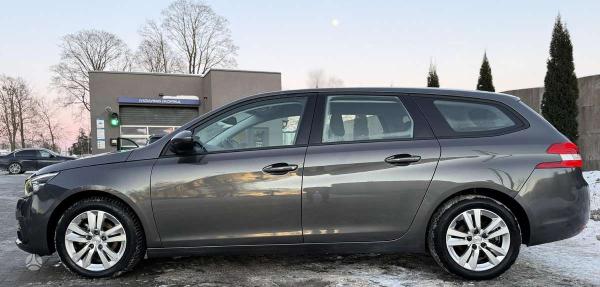Grey Peugeot 308 2020 in Taurage, with an engine capacity of 1.50 L and mileage of 208 thousand km for 5600 €, photo 8 on AUTOMOTO.COM.LV