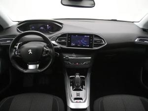Pelēks Peugeot 308 2020 Viļņa, ar dzinēja tilpumu 1.50 L un nobraukumu 170 tūkst. km par 9699 €, foto 2 vietnē AUTOMOTO.COM.LV