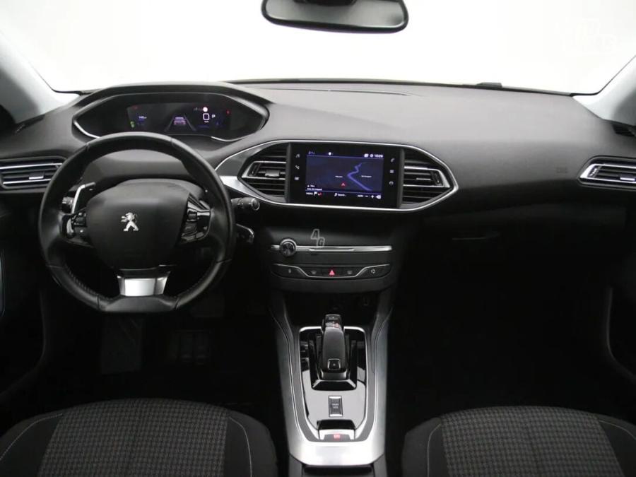 Pelēks Peugeot 308 2020 Viļņa, ar dzinēja tilpumu 1.50 L un nobraukumu 170 tūkst. km par 9699 €, foto 2 vietnē AUTOMOTO.COM.LV