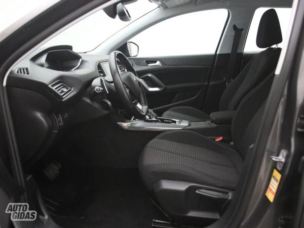 Grey Peugeot 308 2020 in Vilnius, with an engine capacity of 1.50 L and mileage of 170 thousand km for 9699 €, photo 4 on AUTOMOTO.COM.LV