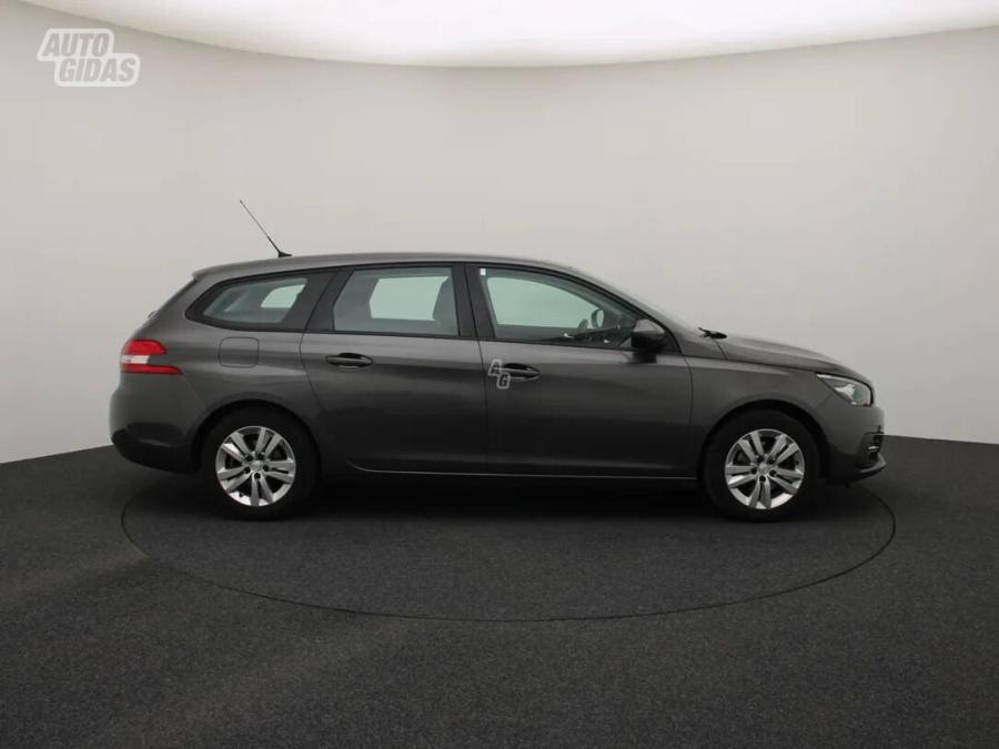 Pelēks Peugeot 308 2020 Viļņa, ar dzinēja tilpumu 1.50 L un nobraukumu 170 tūkst. km par 9699 €, foto 9 vietnē AUTOMOTO.COM.LV