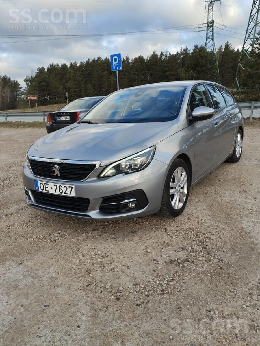 Grey Peugeot 308 2020 in Riga, with an engine capacity of 1.50 L and mileage of 0 thousand km for 7850 €, photo 1 on AUTOMOTO.COM.LV