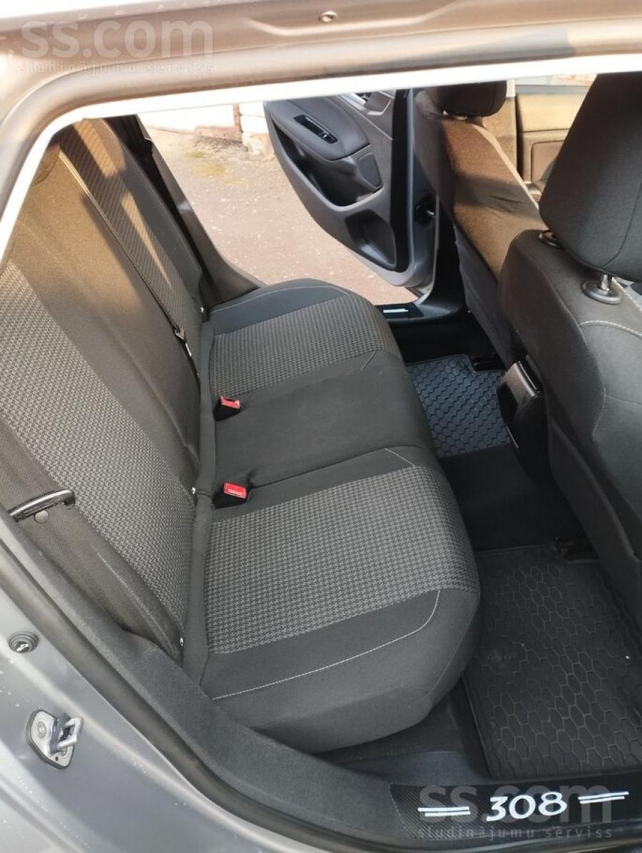 Grey Peugeot 308 2020 in Riga, with an engine capacity of 1.50 L and mileage of 0 thousand km for 7850 €, photo 10 on AUTOMOTO.COM.LV