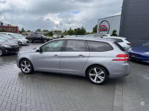Grey Peugeot 308 2020 in Telschi, with an engine capacity of 1.50 L and mileage of 205 thousand km for 7300 €, photo 4 on AUTOMOTO.COM.LV