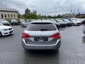 Grey Peugeot 308 2020 in Telschi, with an engine capacity of 1.50 L and mileage of 205 thousand km for 7300 €, photo 6 on AUTOMOTO.COM.LV