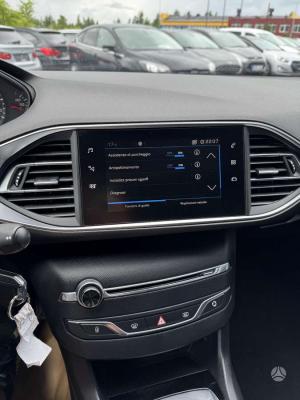 Grey Peugeot 308 2020 in Telschi, with an engine capacity of 1.50 L and mileage of 205 thousand km for 7300 €, photo 31 on AUTOMOTO.COM.LV