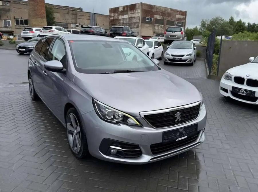 Grey Peugeot 308 2020 in Telschi, with an engine capacity of 1.60 L and mileage of 205 thousand km for 7290 €, photo 1 on AUTOMOTO.COM.LV
