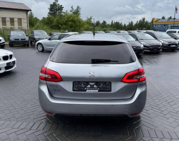 Grey Peugeot 308 2020 in Telschi, with an engine capacity of 1.60 L and mileage of 205 thousand km for 7290 €, photo 8 on AUTOMOTO.COM.LV