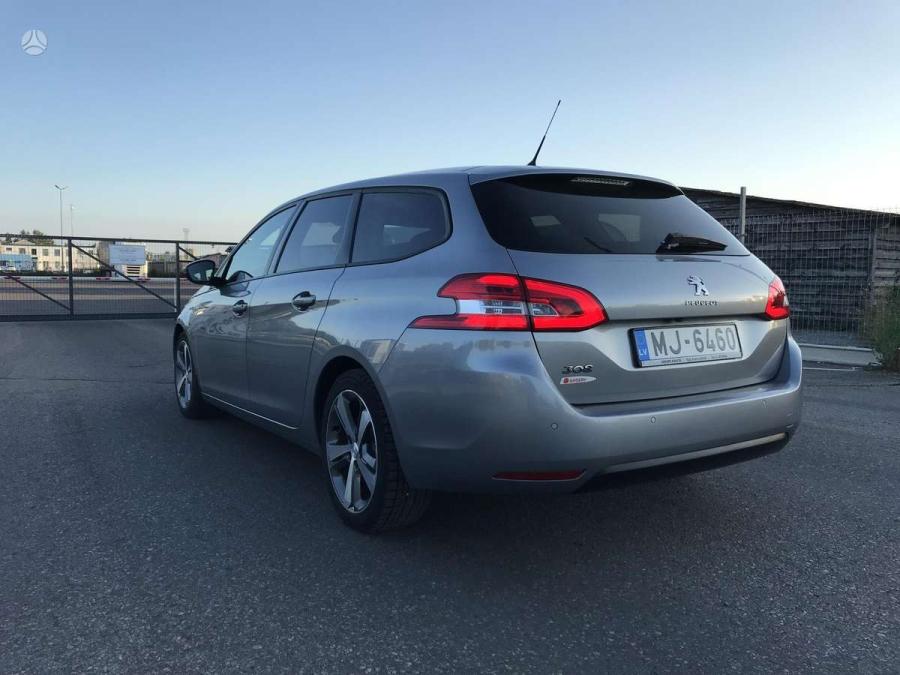 Grey Peugeot 308 2020 in Marijampole, with an engine capacity of 1.50 L and mileage of 226 thousand km for 5800 €, photo 12 on AUTOMOTO.COM.LV