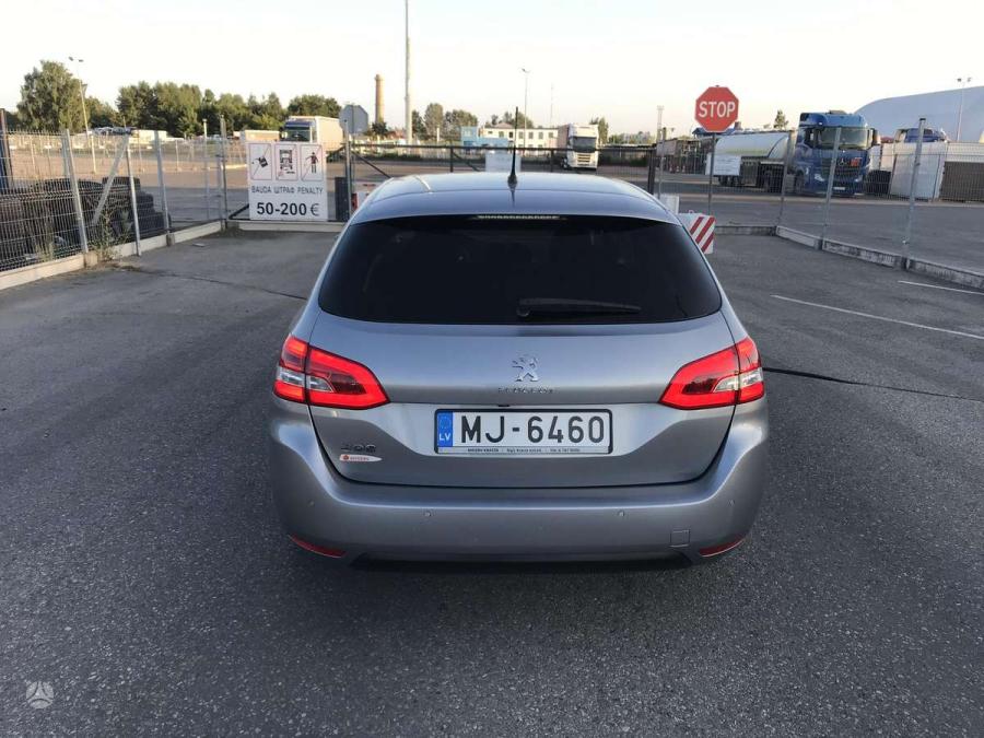 Grey Peugeot 308 2020 in Marijampole, with an engine capacity of 1.50 L and mileage of 226 thousand km for 5800 €, photo 14 on AUTOMOTO.COM.LV