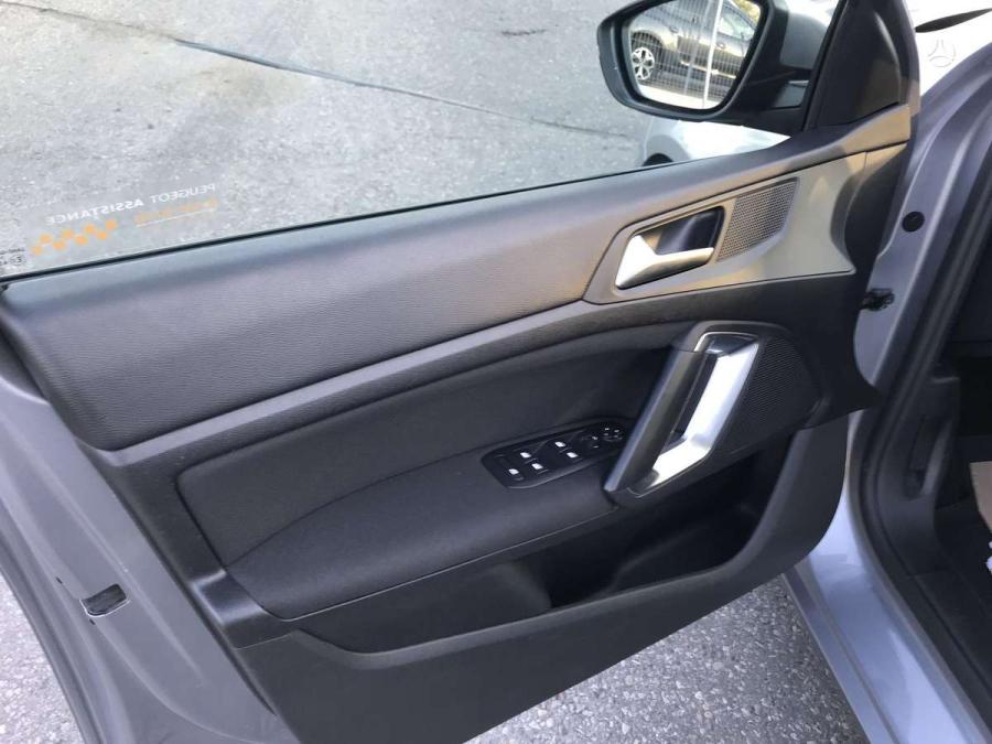 Grey Peugeot 308 2020 in Marijampole, with an engine capacity of 1.50 L and mileage of 226 thousand km for 5800 €, photo 24 on AUTOMOTO.COM.LV