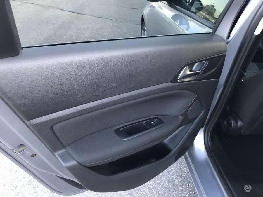 Grey Peugeot 308 2020 in Marijampole, with an engine capacity of 1.50 L and mileage of 226 thousand km for 5800 €, photo 27 on AUTOMOTO.COM.LV