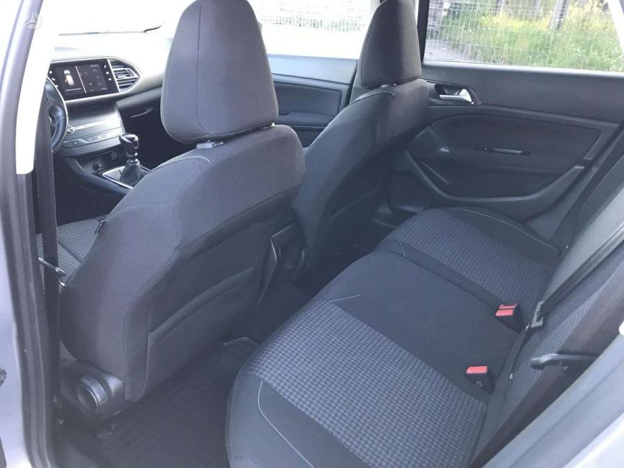 Grey Peugeot 308 2020 in Marijampole, with an engine capacity of 1.50 L and mileage of 226 thousand km for 5800 €, photo 28 on AUTOMOTO.COM.LV
