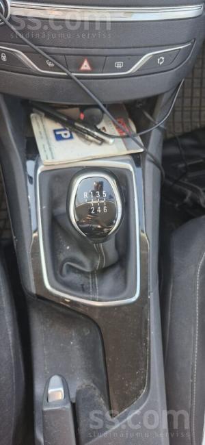 Pelēks Peugeot 308 2020 Rīga, ar dzinēja tilpumu 1.50 L un nobraukumu 242 tūkst. km par 7000 €, foto 6 vietnē AUTOMOTO.COM.LV