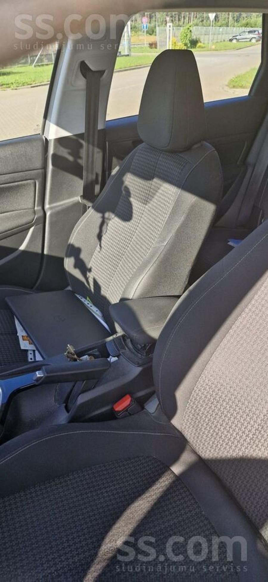 Pelēks Peugeot 308 2020 Rīga, ar dzinēja tilpumu 1.50 L un nobraukumu 242 tūkst. km par 7000 €, foto 8 vietnē AUTOMOTO.COM.LV