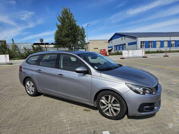 Grey Peugeot 308 2020 in Taurage, with an engine capacity of 1.50 L and mileage of 228 thousand km for 5600 €, photo 7 on AUTOMOTO.COM.LV