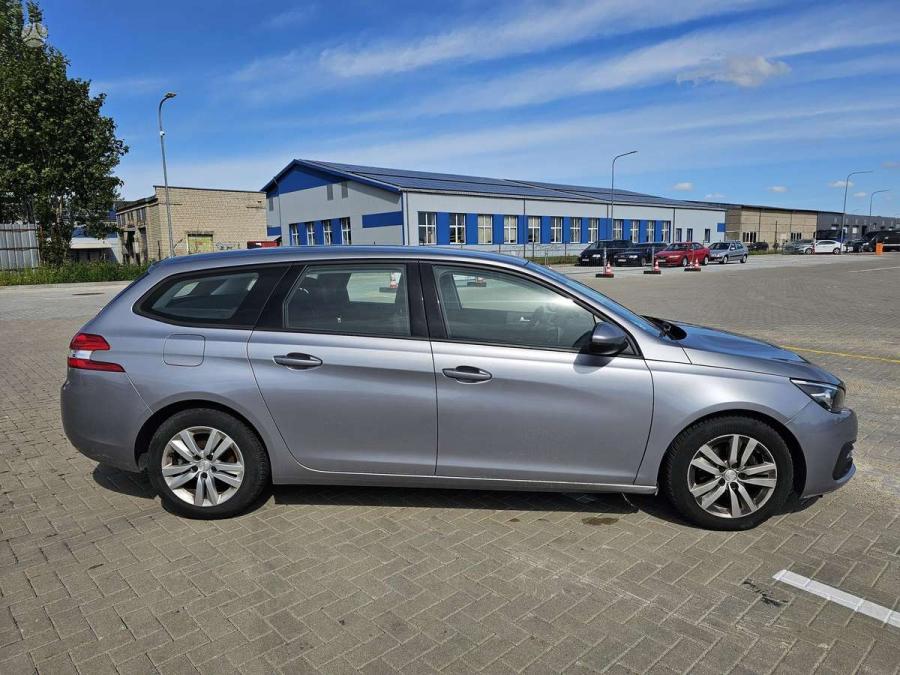 Pelēks Peugeot 308 2020 Tauragė, ar dzinēja tilpumu 1.50 L un nobraukumu 228 tūkst. km par 5600 €, foto 8 vietnē AUTOMOTO.COM.LV