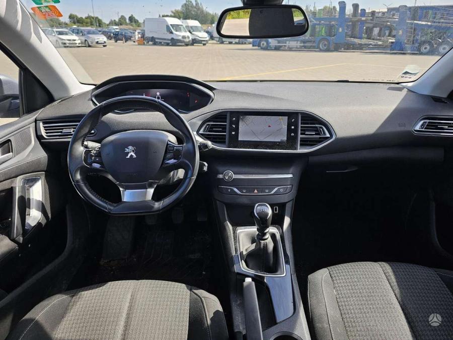 Pelēks Peugeot 308 2020 Tauragė, ar dzinēja tilpumu 1.50 L un nobraukumu 228 tūkst. km par 5600 €, foto 15 vietnē AUTOMOTO.COM.LV