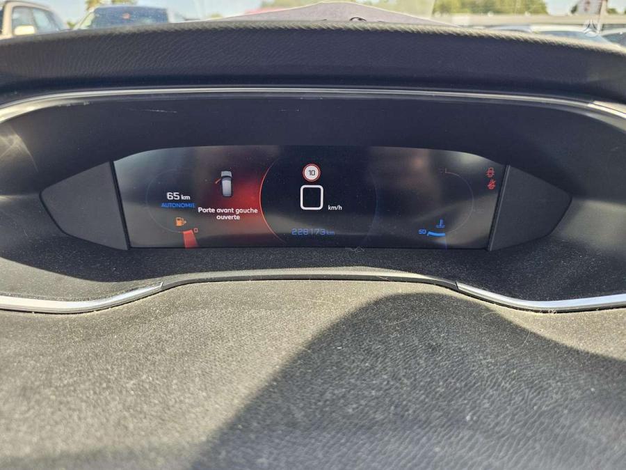 Pelēks Peugeot 308 2020 Tauragė, ar dzinēja tilpumu 1.50 L un nobraukumu 228 tūkst. km par 5600 €, foto 20 vietnē AUTOMOTO.COM.LV