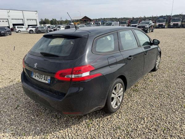 Grey Peugeot 308 2020 in Taurage, with an engine capacity of 1.50 L and mileage of 170 thousand km for 4999 €, photo 5 on AUTOMOTO.COM.LV