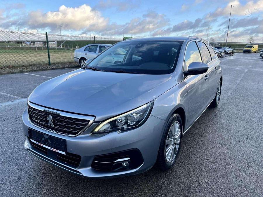 Pelēks Peugeot 308 2021 Marijampole, ar dzinēja tilpumu 1.50 L un nobraukumu 168 tūkst. km par 10890 €, foto 1 vietnē AUTOMOTO.COM.LV