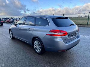 Pelēks Peugeot 308 2021 Marijampole, ar dzinēja tilpumu 1.50 L un nobraukumu 168 tūkst. km par 10890 €, foto 5 vietnē AUTOMOTO.COM.LV