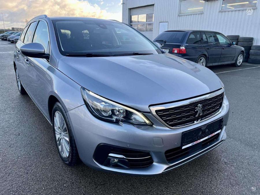 Pelēks Peugeot 308 2021 Marijampole, ar dzinēja tilpumu 1.50 L un nobraukumu 168 tūkst. km par 10890 €, foto 14 vietnē AUTOMOTO.COM.LV