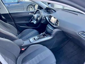 Pelēks Peugeot 308 2021 Marijampole, ar dzinēja tilpumu 1.50 L un nobraukumu 168 tūkst. km par 10890 €, foto 18 vietnē AUTOMOTO.COM.LV
