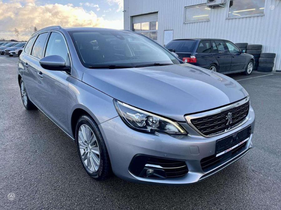 Grey Peugeot 308 2021 in Marijampole, with an engine capacity of 1.50 L and mileage of 168 thousand km for 10890 €, photo 13 on AUTOMOTO.COM.LV