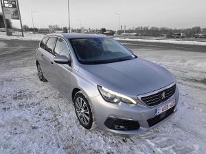 Pelēks Peugeot 308 2021 Viļņa, ar dzinēja tilpumu 1.50 L un nobraukumu 183 tūkst. km par 9100 €, foto  vietnē AUTOMOTO.COM.LV